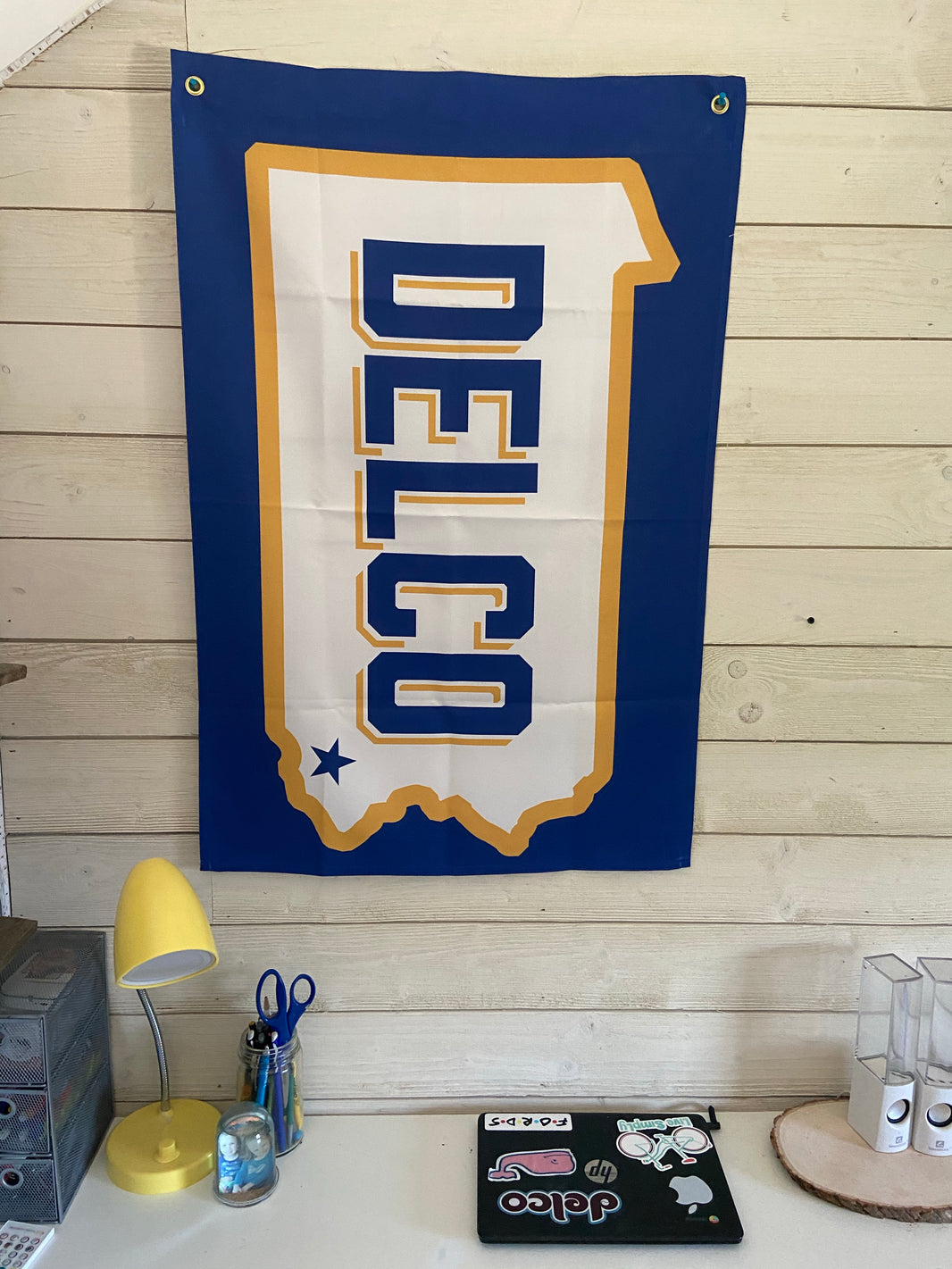Dorm Flags – Blue Rooted